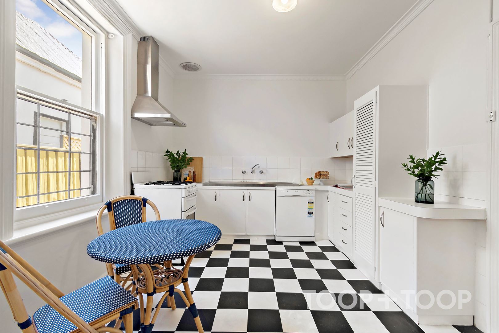 6 Sixth Avenue, St Peters SA 5069 - TOOP+TOOP