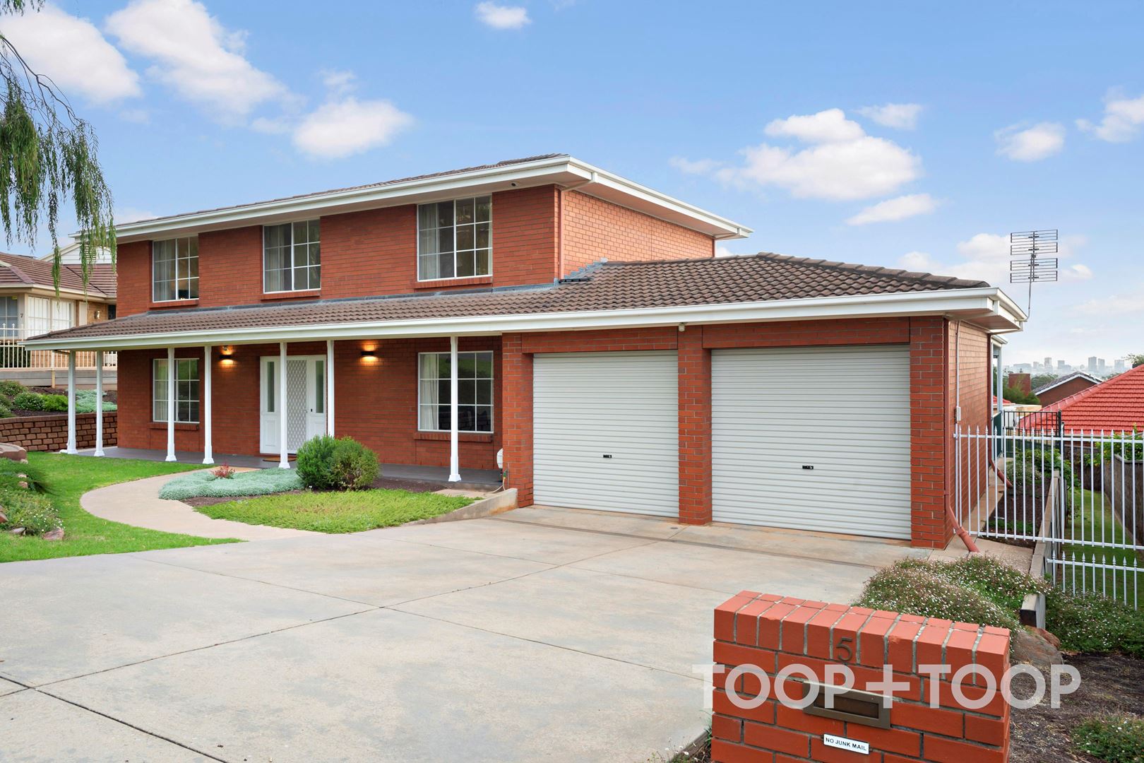 Make an Offer - TOOP+TOOP