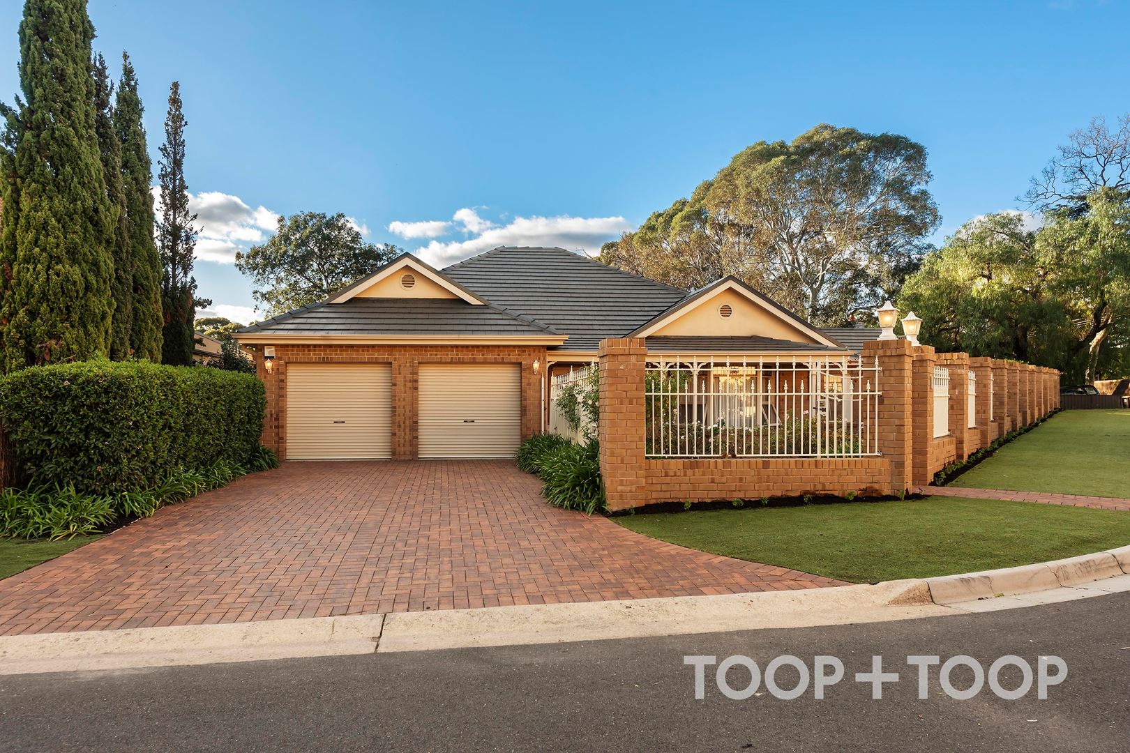 23 Cooper Angus Grove, Wattle Park SA 5066 - TOOP+TOOP