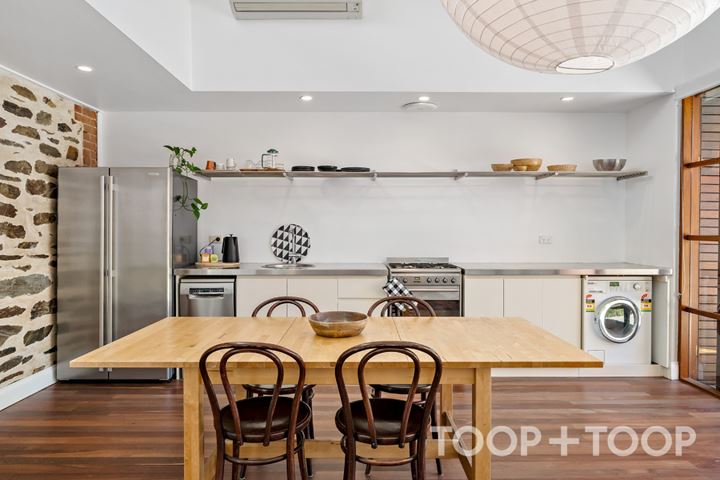 Adelaide SA 5000 - TOOP+TOOP