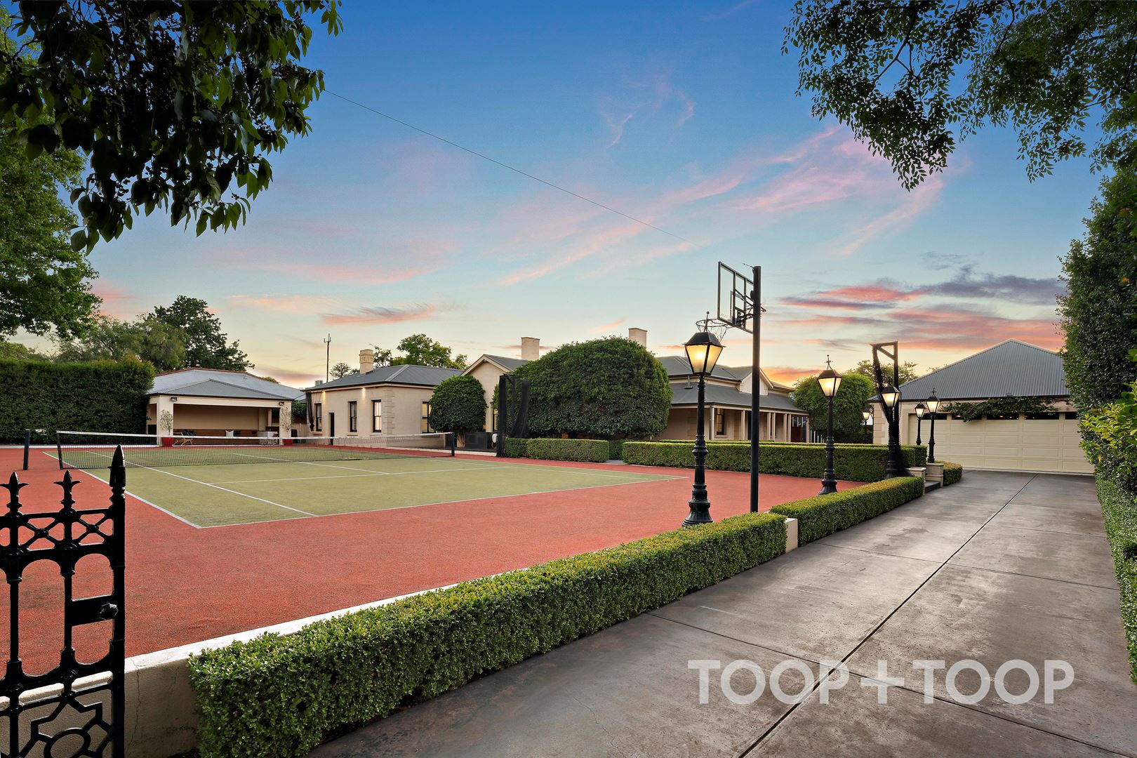 Make an Offer - TOOP+TOOP